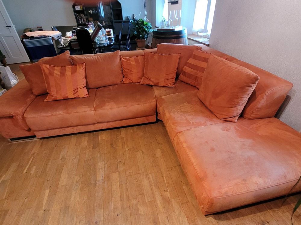 oranges Ecksofa (gebraucht) (Gebraucht) in Neuendorf für CHF 10 – nur Abholung auf Ricardo kaufen