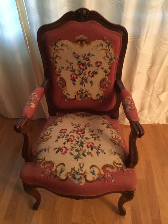 Antiker Stuhl, Stil Louis 15/16 mit Gobelin (Gebraucht) in Bern für CHF 180 – nur Abholung auf ...