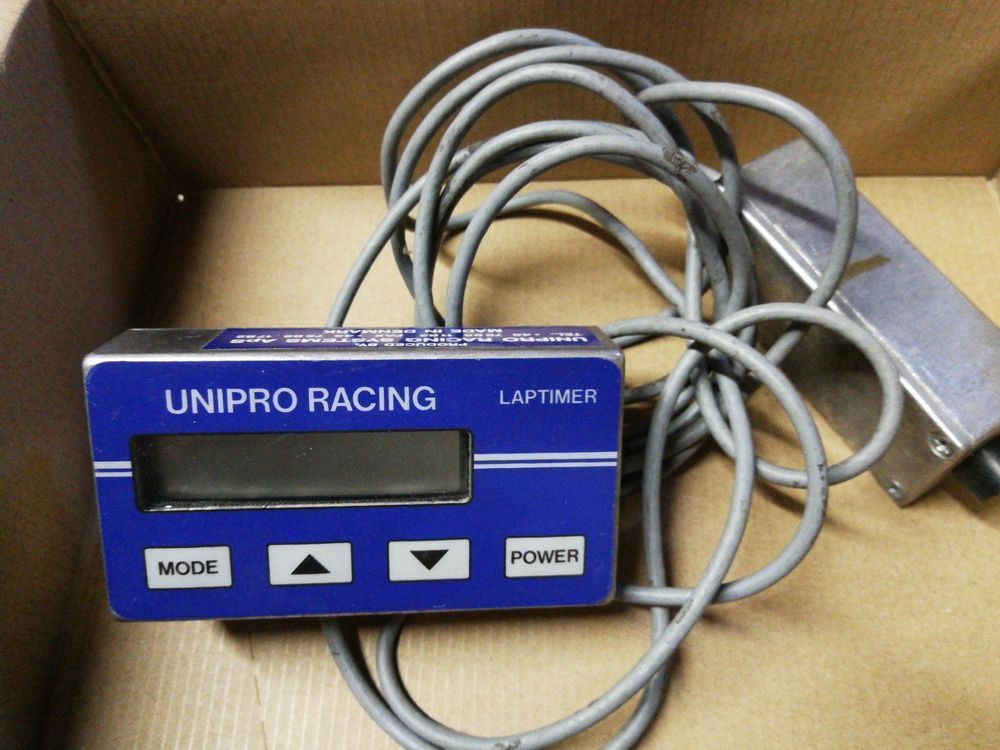 Unipro Racing Laptimer 4003A (Gebraucht) in Ins für CHF 25 – mit Lieferung auf Ricardo kaufen