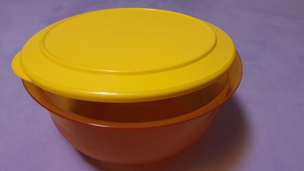 1 Stk. Tupperware Servierschüssel 3500ml (Gebraucht) in Belp für CHF 5 – mit Lieferung auf ...