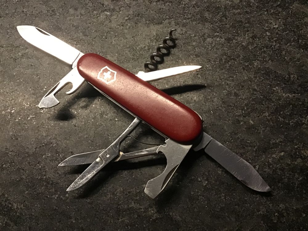 Altes Schweizer Sackmesser "VICTORIA" mit Schere (Gebraucht) in für CHF ...