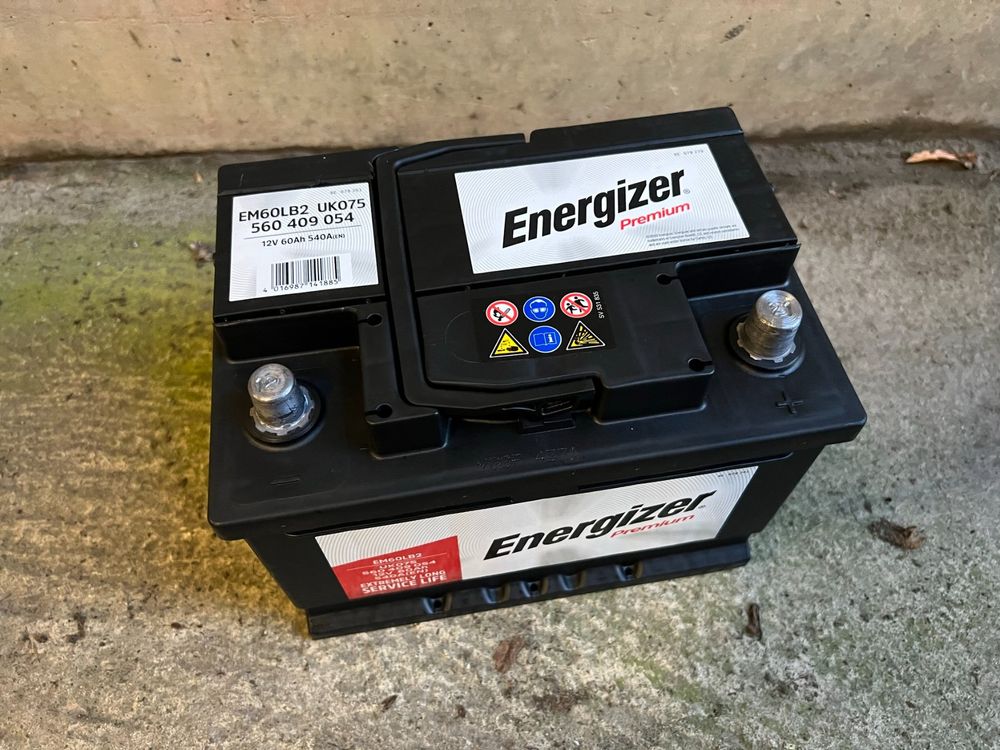 Autobatterie Energizer 12V 60AH 540A EM60LB2 Batterie | Acheter sur Ricardo
