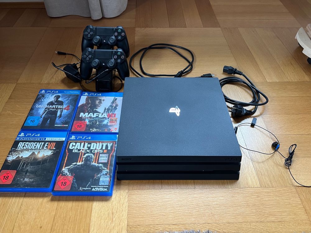 Playstation 4 pro 1 TB mit Controller und Spielen | Kaufen auf Ricardo