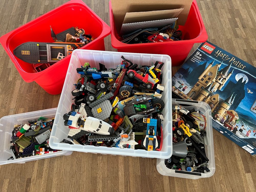 Lego (Gebraucht) in Bern für CHF 50 – nur Abholung auf Ricardo kaufen