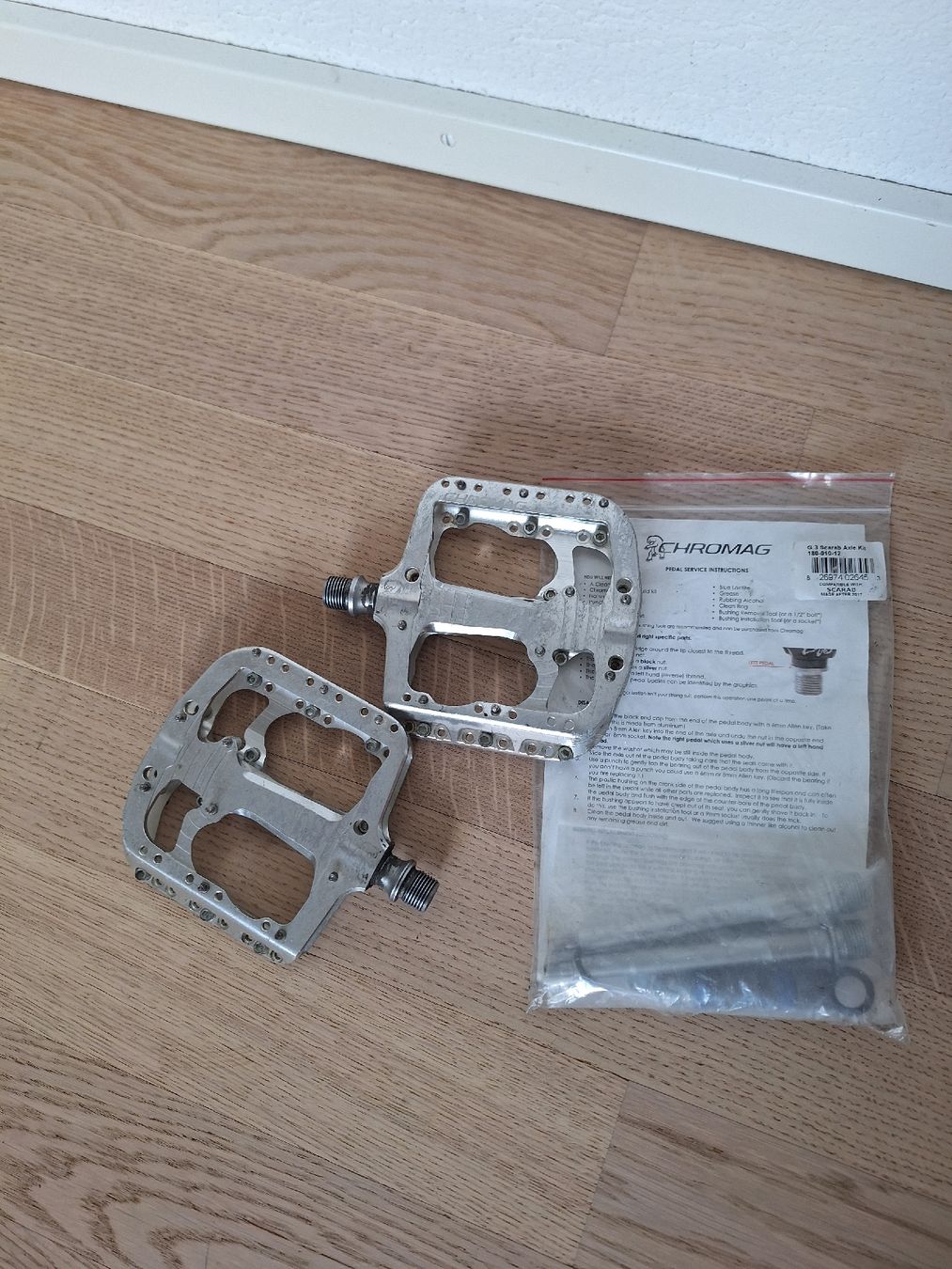 Chromag Scarab Flatpedal Pedale Flat MTB Enduro Trail Mullet (Defekt ...