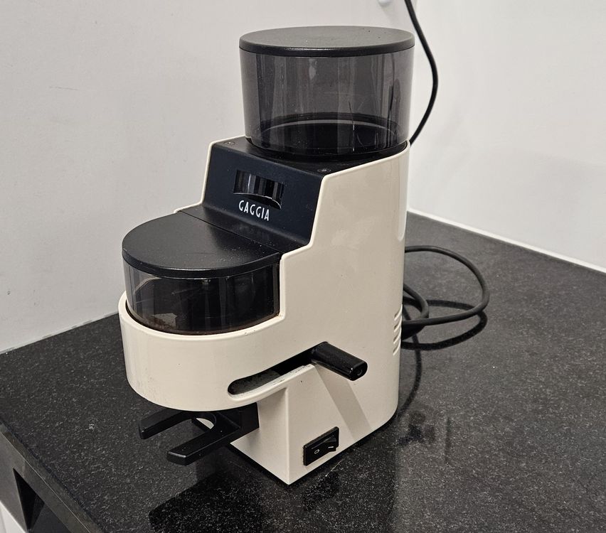 Gaggia MDF Kaffeemühle mit neuen Mahlscheiben | Kaufen auf Ricardo