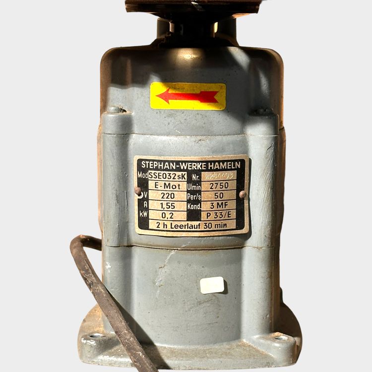 Stephan Werke visual grinding machine SSD032 (Gebraucht) in Lausanne ...