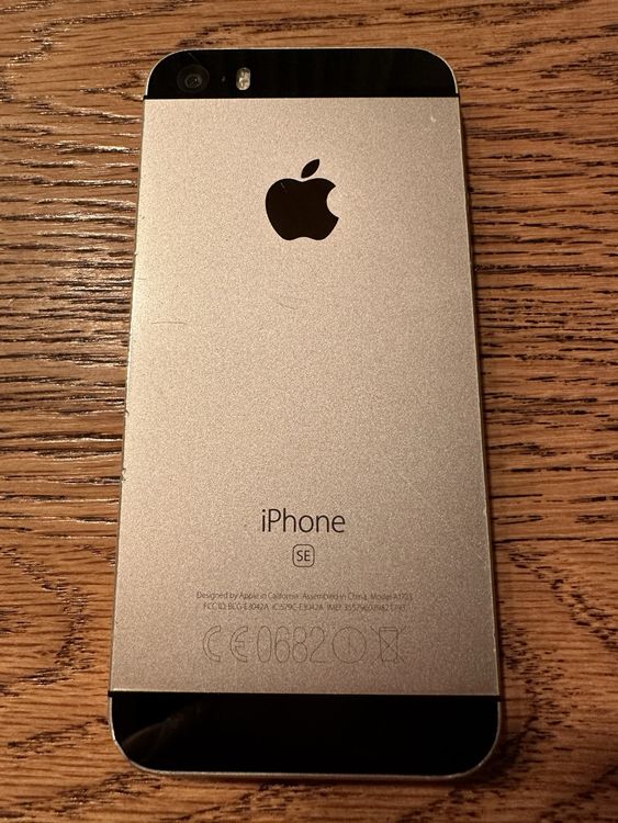 IPhone SE (64GB) | Kaufen auf Ricardo