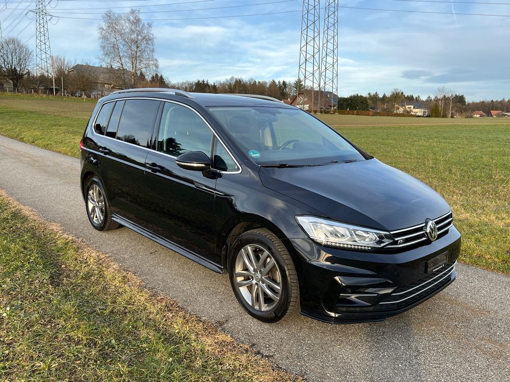 VW Touran R-LINE 1.8TSI DSG mit Anhängerkupplung 7-Plätze (Gebraucht) in Muhen für CHF 20900 ...