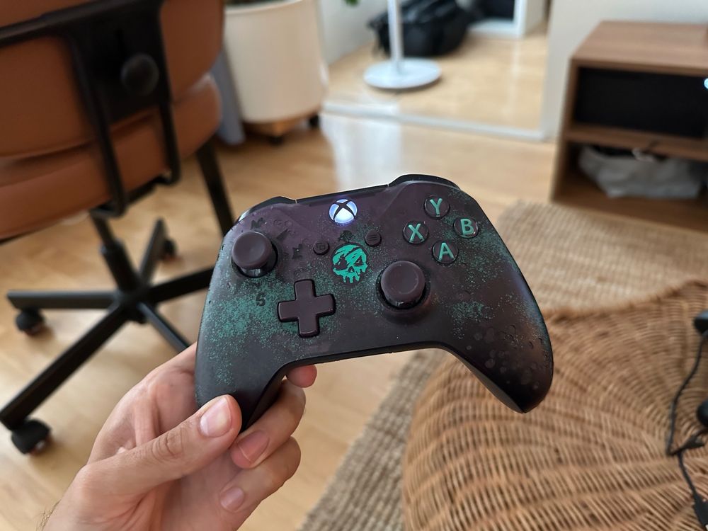 Sea of thief Xbox Controller (Gebraucht) in Cham für CHF 105 – mit ...