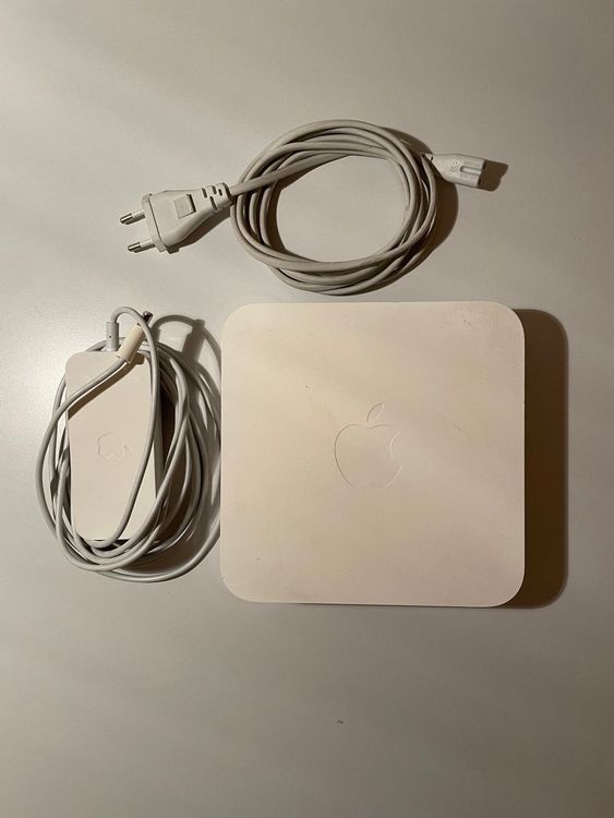 Apple Airport Extreme Base Station (Gebraucht) in Zürich für CHF 30 ...