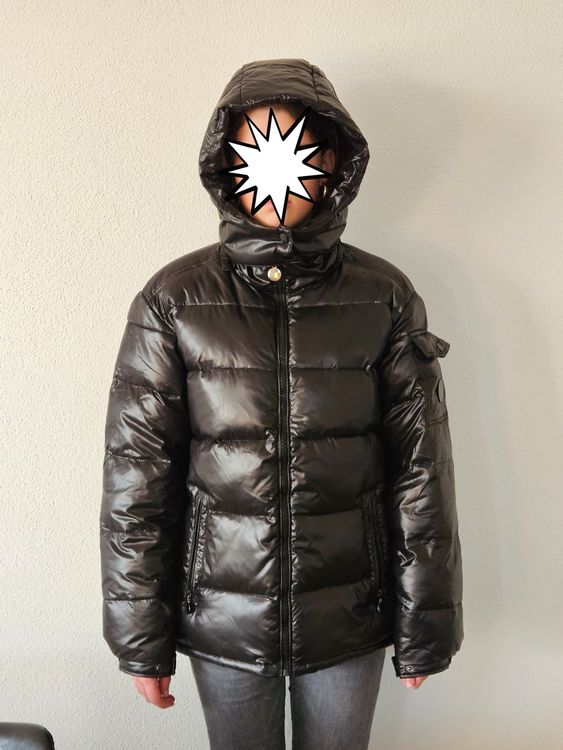 Pufferjacke schwarz NEU (Neu und originalverpackt) in Eschenbach LU für CHF 40 – mit Lieferung ...