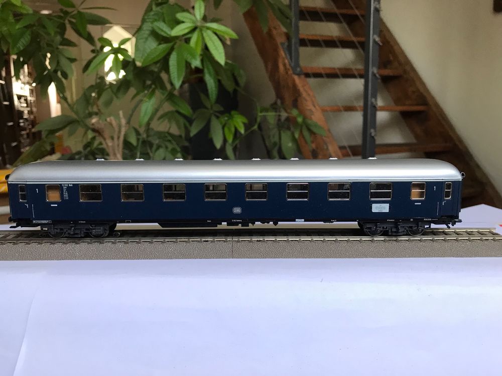 roco 54450 (?) personenwagen 1. kl. der DB mit licht (Gebraucht) in ...