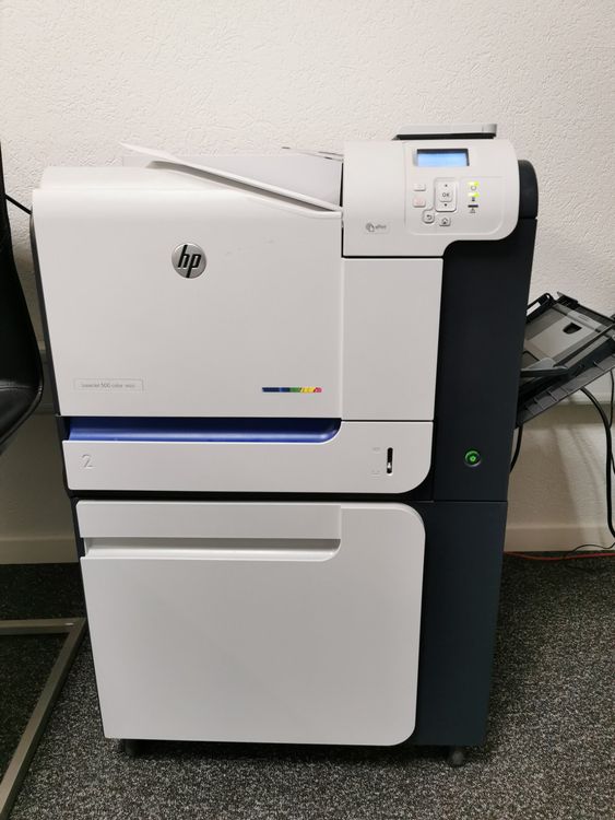HP LaserJet 500 color M551 inkl. Möbel | Kaufen auf Ricardo