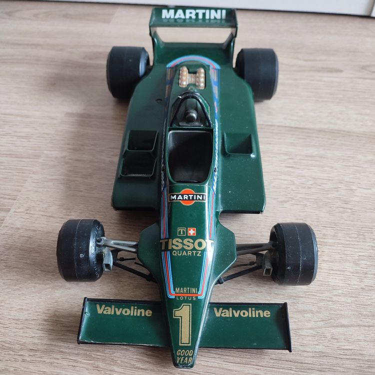 Burago Lotus MK4/79 Martini-Tissot 1:14 (Gebraucht) in Bütschwil für ...