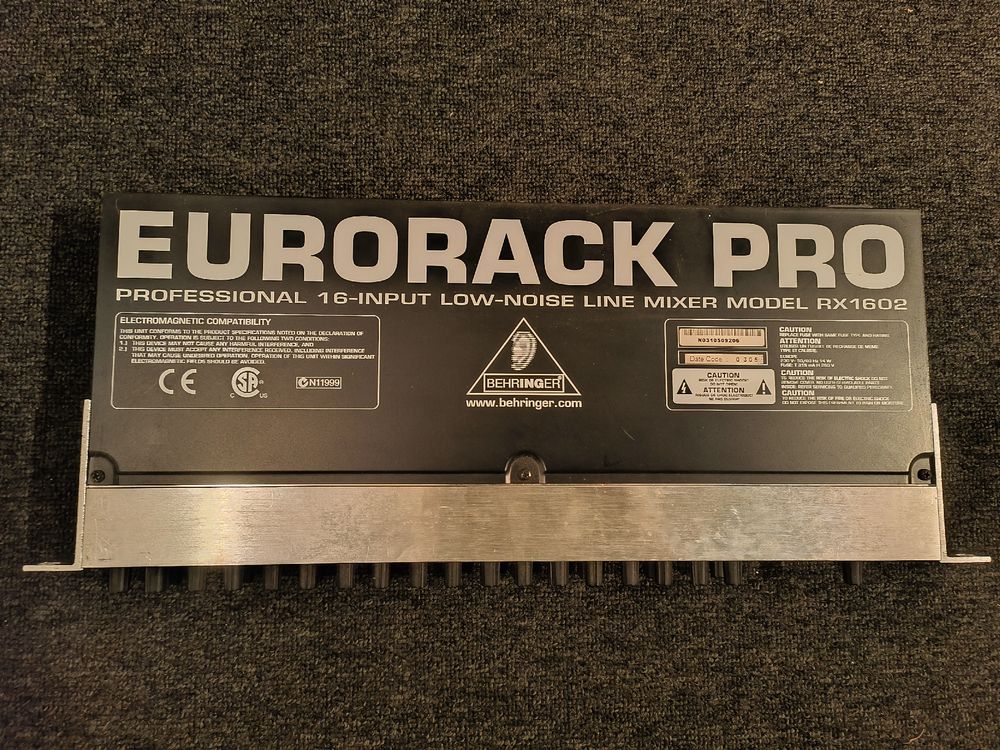 Behringer Line Mixer RX 1602 (Gebraucht) in Domat/Ems für CHF 42 – mit ...