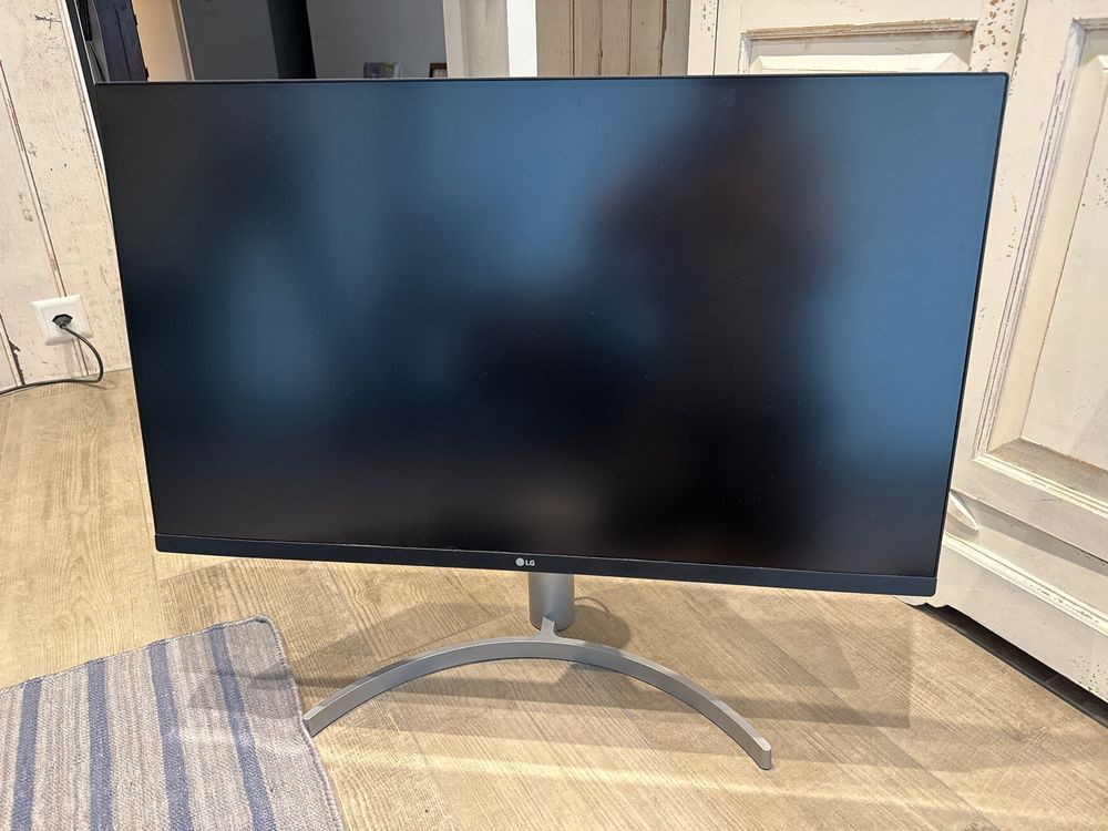 Monitor LG 32UN550-W 32 Zoll (Gebraucht) in Horgen für CHF 189 – nur ...