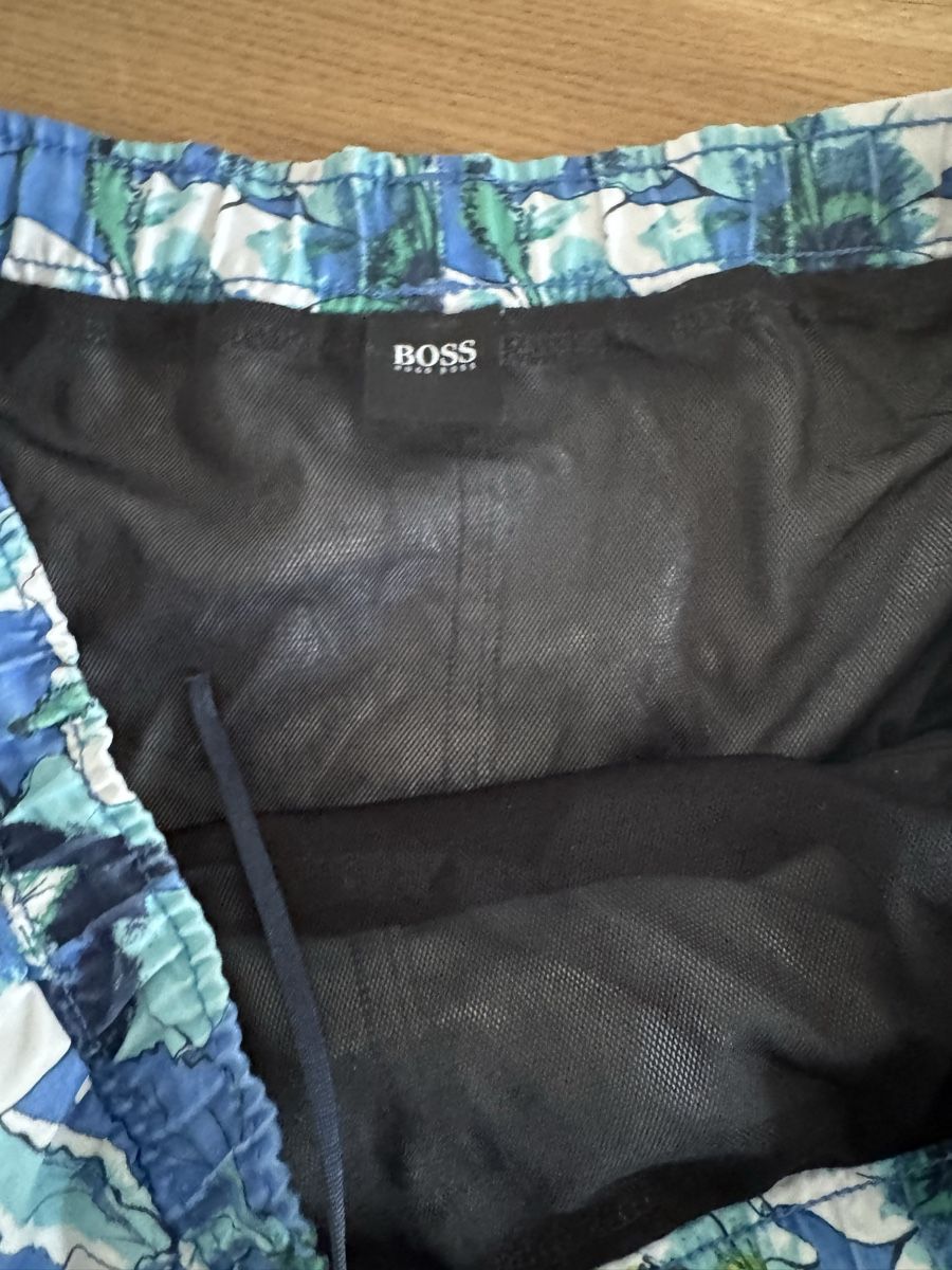 Hugo Boss Badehose (Gebraucht) in Zug für CHF 15 – mit Lieferung auf ...