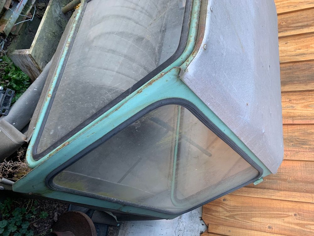 Verdeck Leichtkabine Oldtimer Traktor (Gebraucht) in Hauptwil für CHF 113 – mit Lieferung auf ...