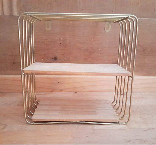 Kleines Regal zu verkaufen Maße 23 × 23 cm (Gebraucht) in Zuoz für CHF ...