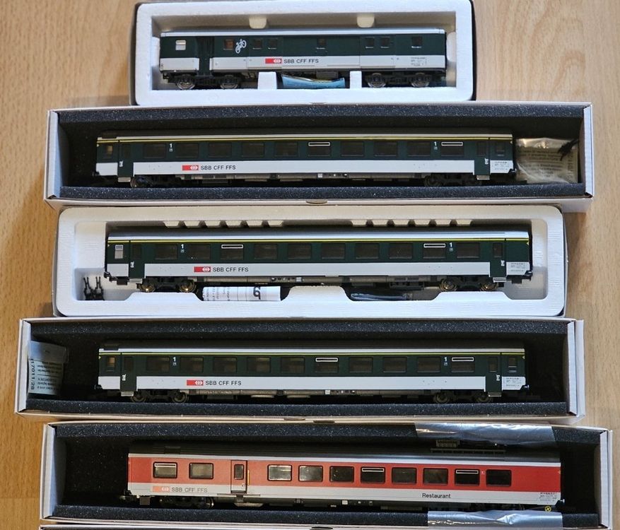 Roco SBB Intercity mit 1 EW II D und EW IV 3 A, 1 WR, 5 B | Kaufen auf ...