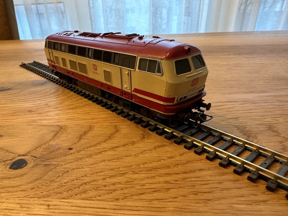 Roco Diesel Lok BR 215 (Gebraucht) in Schaffhausen für CHF 20 – mit ...