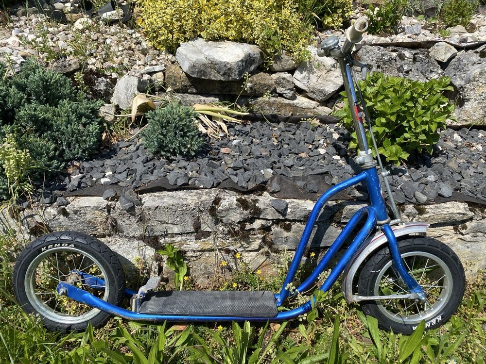 Toller blauer Tretroller - Vintage Cityroller für Kinder (Gebraucht) in ...