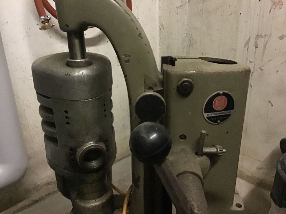 Bohrmaschine Duax von Duss mit Ständer (Gebraucht) in Neuenkirch für ...