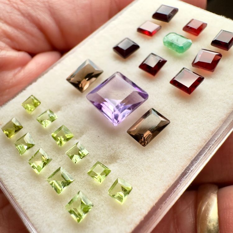 Kleine Auswahl an Edelsteinen und Halbedelsteinen ab 1.- (Neu (gemäss ...