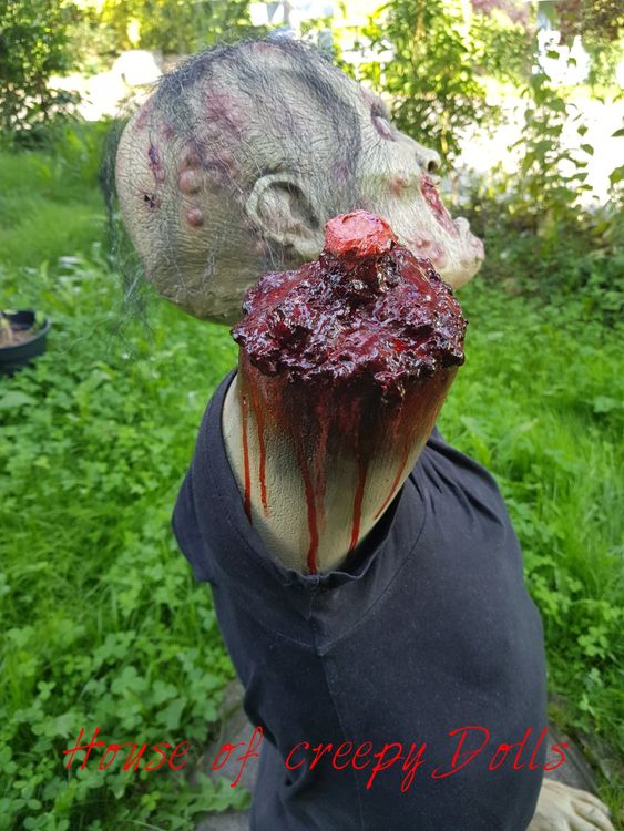 HALLOWEEN/HORROR ZOMBIE TORSO/ letze Einstellung bis 👻🕷 (Neu (gemäss ...