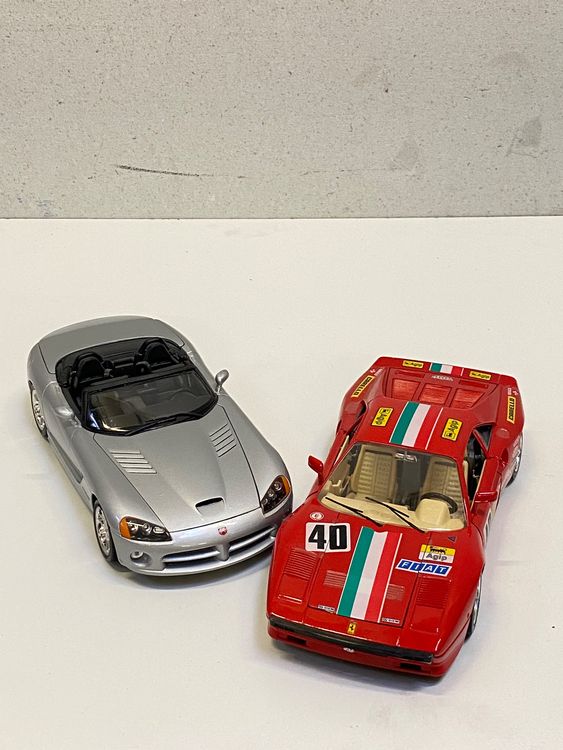 Bburago Ferrari GTO und Viper SRT 10 Modellautos 1:18 (Gebraucht) in ...