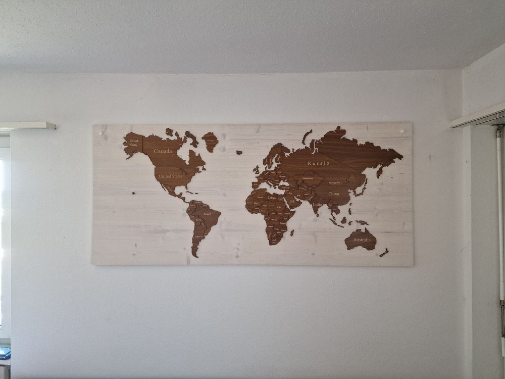 Weltkarte aus Holz, Wanddeko, super Zustand (Gebraucht) in Amriswil für CHF 1 – nur Abholung auf ...