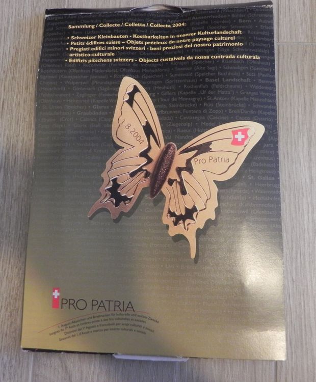 Original Bogen Pro Patria Abzeichen 2004 inkl. 20 Abzeichen (Neu (gemäss Beschreibung)) in Biel ...