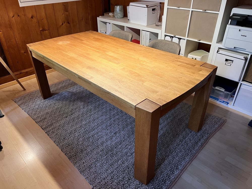 Massiver Esstisch aus Eiche, verlängerbar, (1x 2-3m) (Gebraucht) in Wynigen für CHF 390 – nur ...