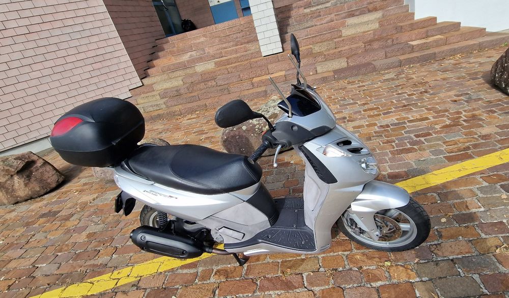 Aprilia SportCity Cube 300 | Kaufen auf Ricardo