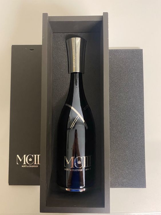 Moet&Chandon MCIII (Neuf avec emballage d'origine) à Avry-sur-Matran ...