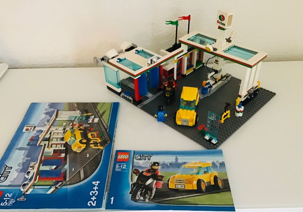 Lego City 7993 Octan Tankstelle mit Waschanlage (Gebraucht) in für CHF ...