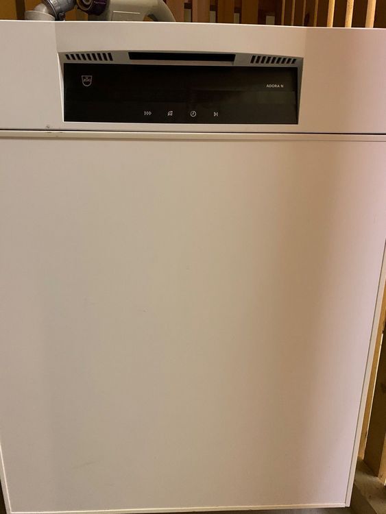 ZUG Adora N (Gebraucht) in Kriens für CHF 100 – mit Lieferung auf ...