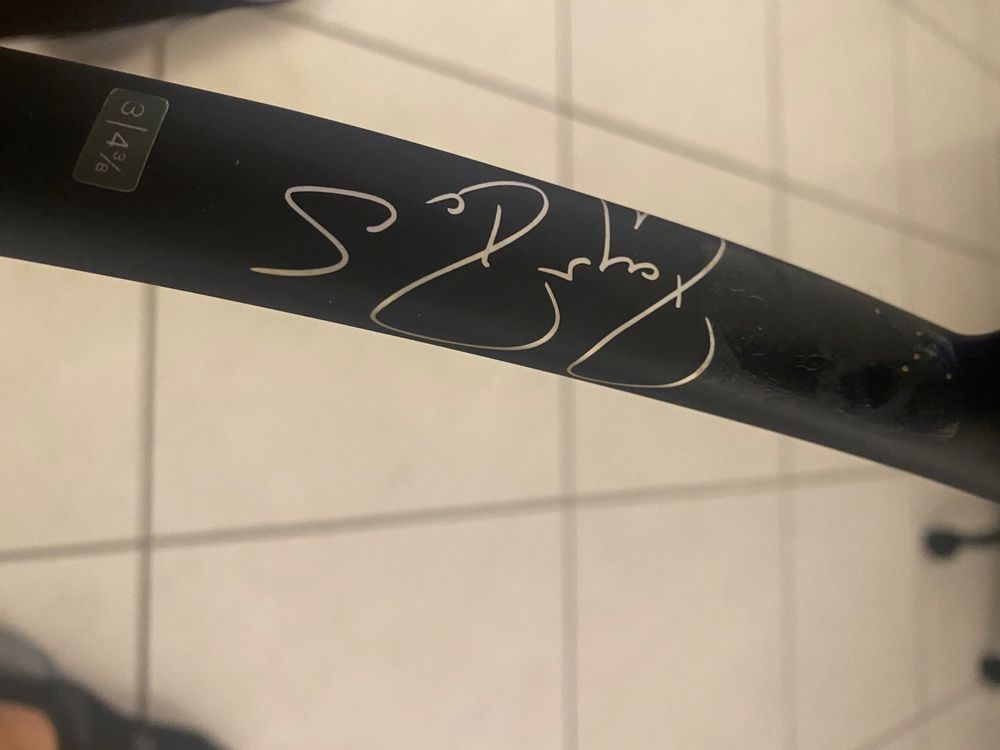 Wilson Pro Staff RF97 v12 (Neu (gemäss Beschreibung)) in für CHF 86 ...