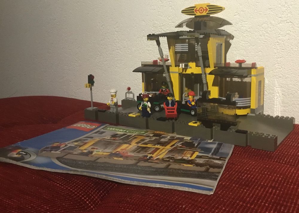 LEGO City 4513 Bahnhof World City (Gebraucht) in Glarus für CHF 80 ...