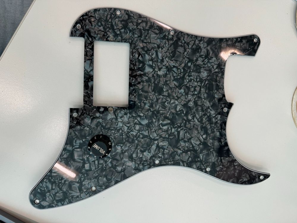 Strat pickguard pearl black single humbucker | Kaufen auf Ricardo