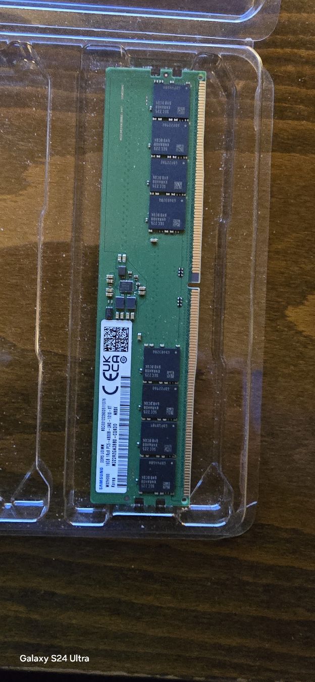 Samsung 16GB DDR5 RAM, PC5-4800B - Top Zustand! (Neu (gemäss ...