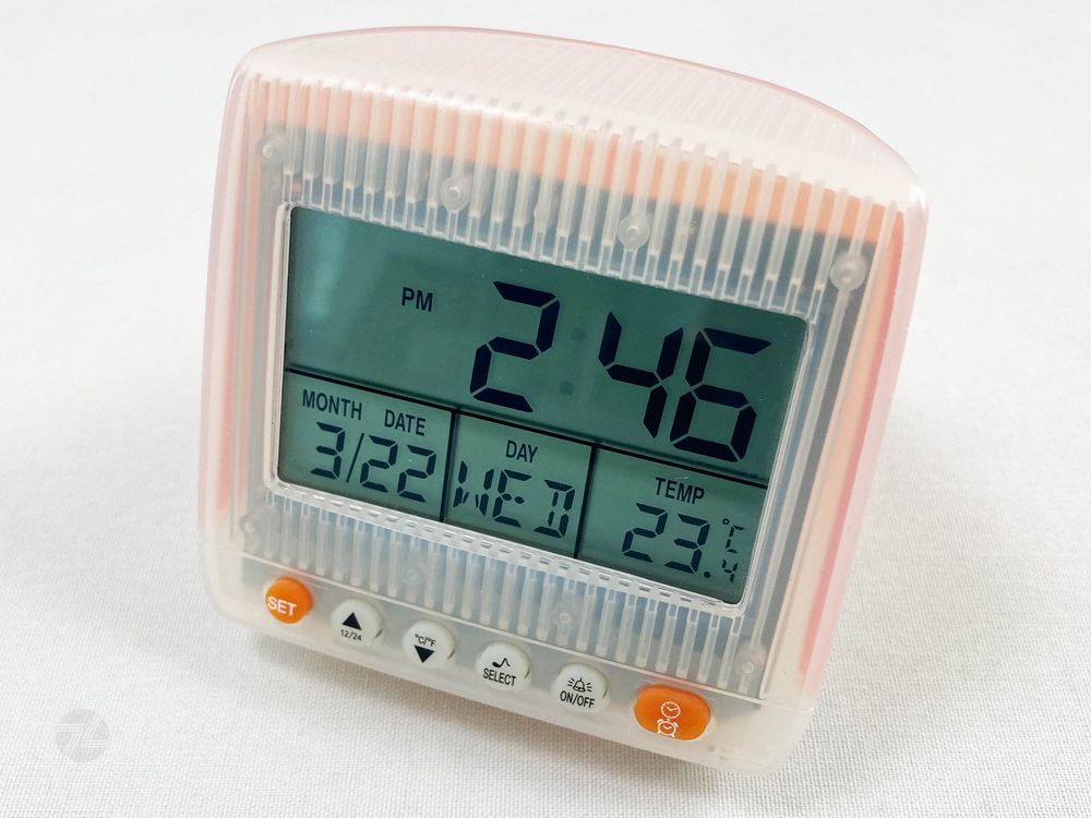 Vintage 1990s Wecker im Apple iMac G3 Design Alarm Clock | Kaufen auf ...