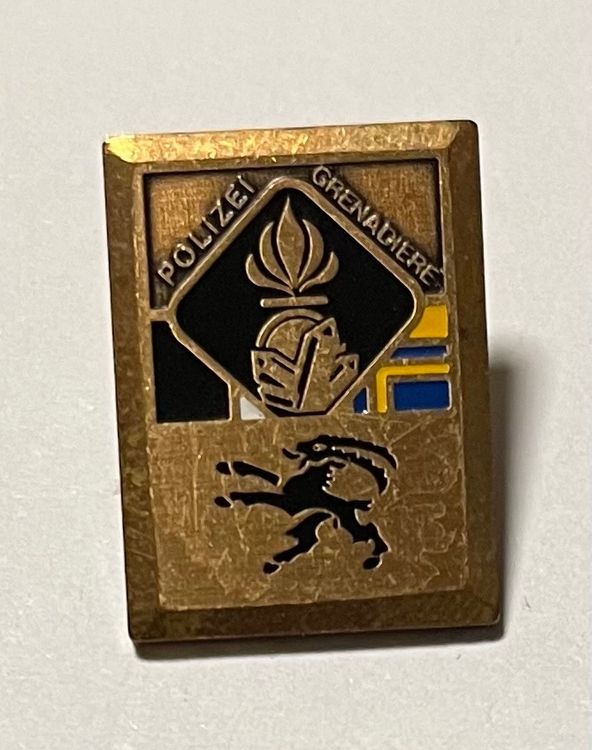 Seltene Pin / Anstecknadel Polizei Grenadiere Graubünden | Kaufen auf ...