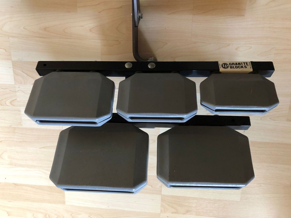 Guggenmusik Granite Blocks inkl Gestell (Gebraucht) in Leuggern für CHF ...