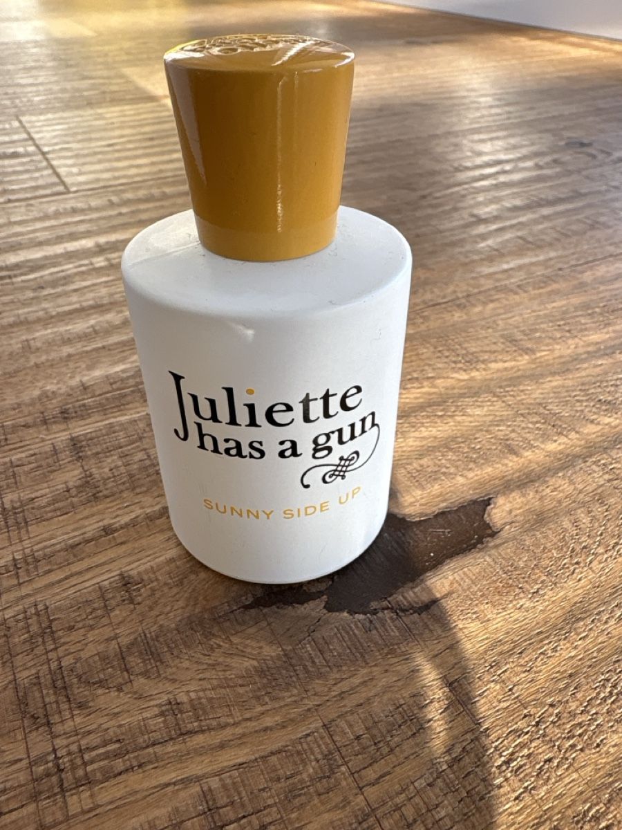 Juliette Has a Gun Sunny Side Up Perfume 50ml (Gebraucht) in Oberägeri ...