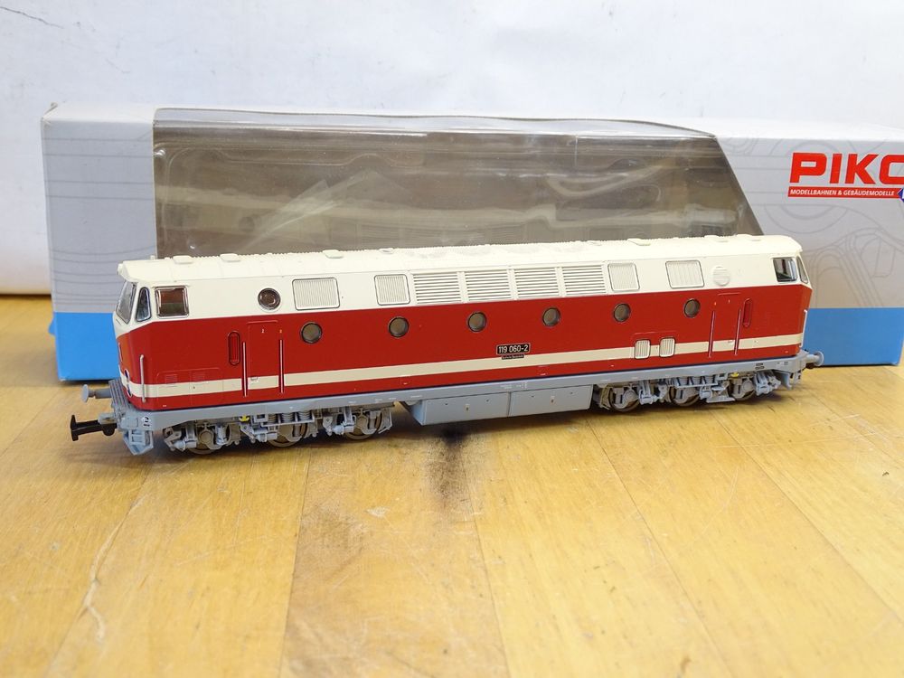 Piko 59930 Expert Diesellok BR119 060-2 Defekt, H0,GS/DC,OVP (Defekt ...
