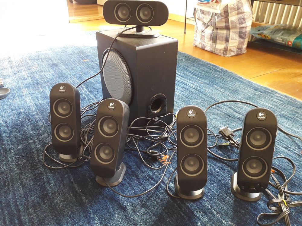 Surround Sound Speaker Logitech (Gebraucht) in Baden für CHF 9 – mit ...