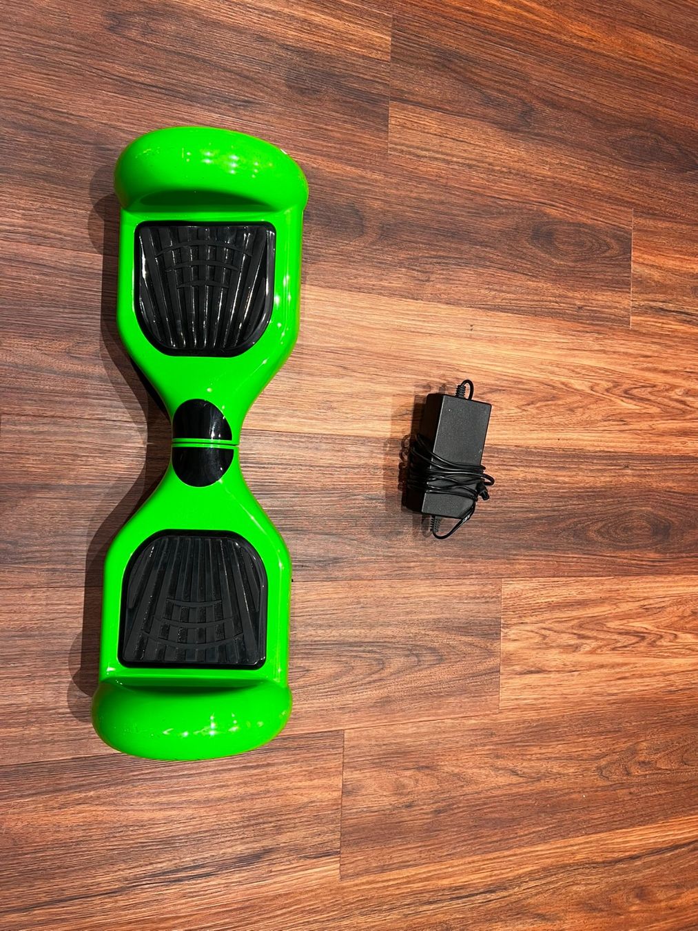 Hoverboard Neon-Grün – Inkl. Ladegerät – Top Zustand (Gebraucht) in ...