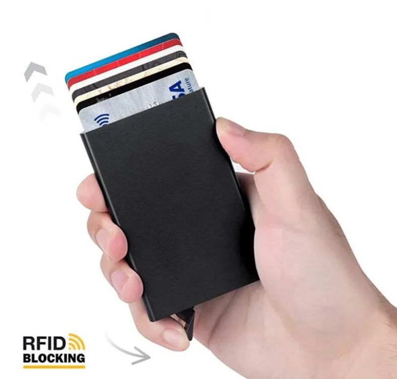 Kreditkarten Halter RFID neu und originalverpackt mit Fächer (Neu und originalverpackt) in ...
